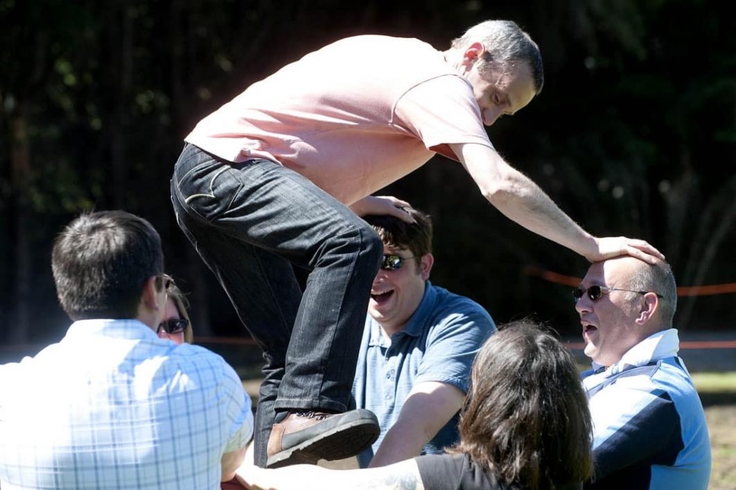 Ultimate Team Challenge Quest - IYE